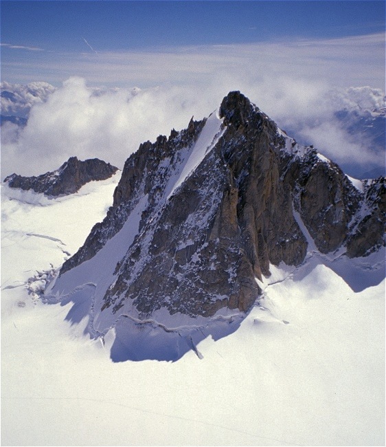 ClimberLand - Grand Capucin (Monte Bianco) - via degli Svizzeri (TD ...